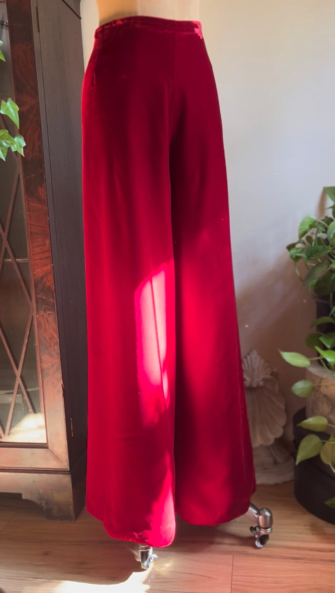 1970’s Vintage Blood Red Velvet Bell Bottom Palazzo Pants – Strange Vintage